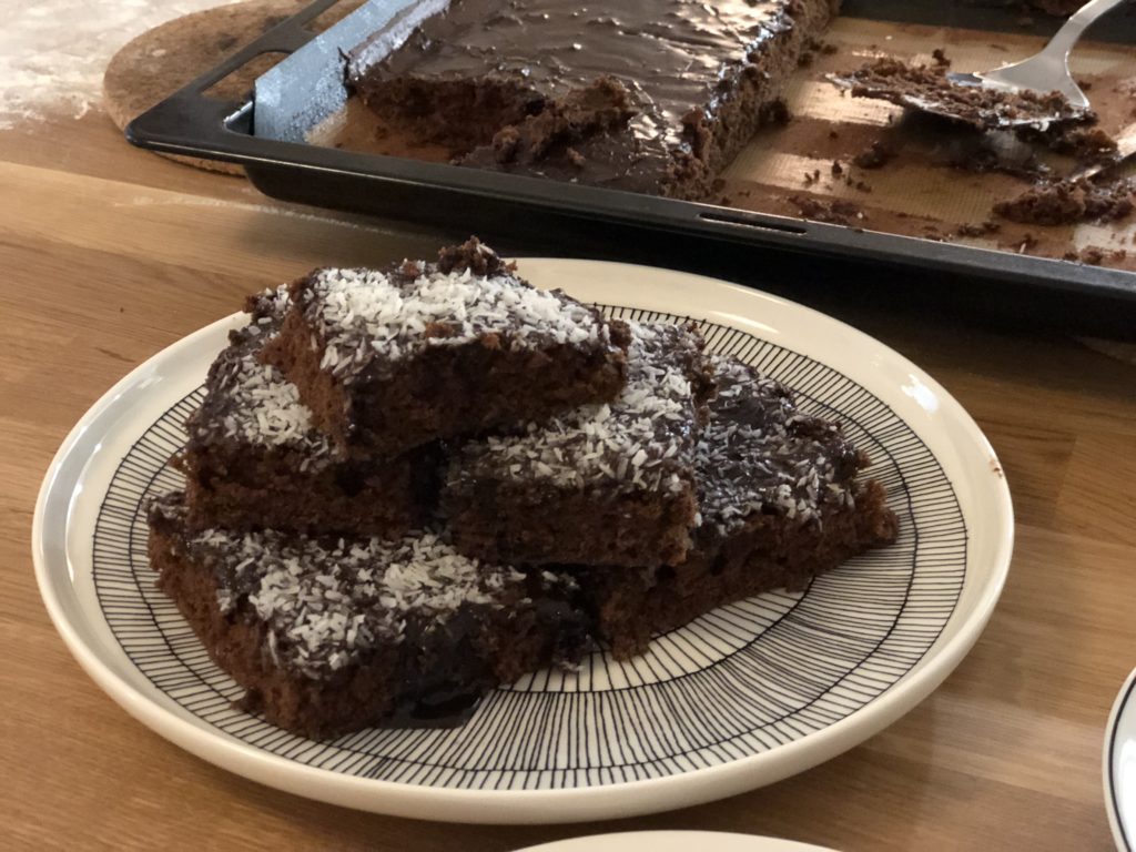 Rezept: Skúffukaka – Schokoladenkuchen mit Lakritze aus Island